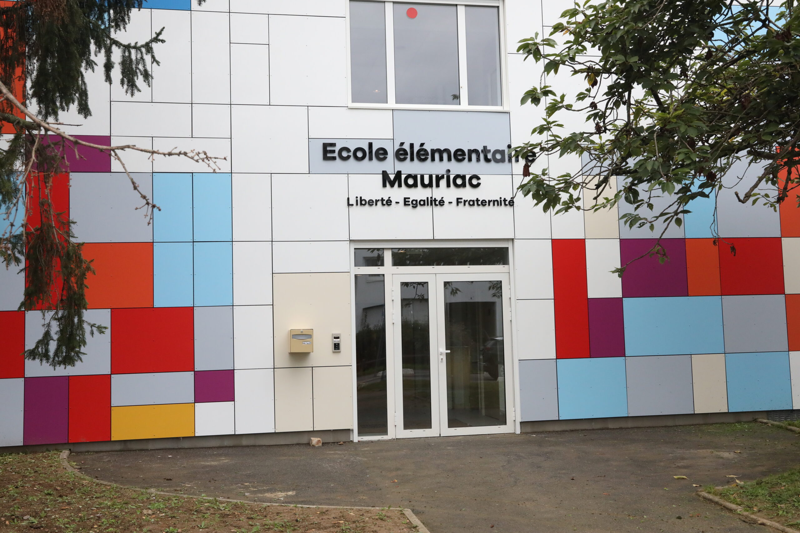 Écoles La Fontaine et Mauriac - Ville d’Évry-Courcouronnes - Site officiel